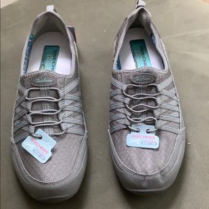 Skechers Shoes | Skechers Silver Weaved Slip On Sneakers Sz 85 | Poshmark